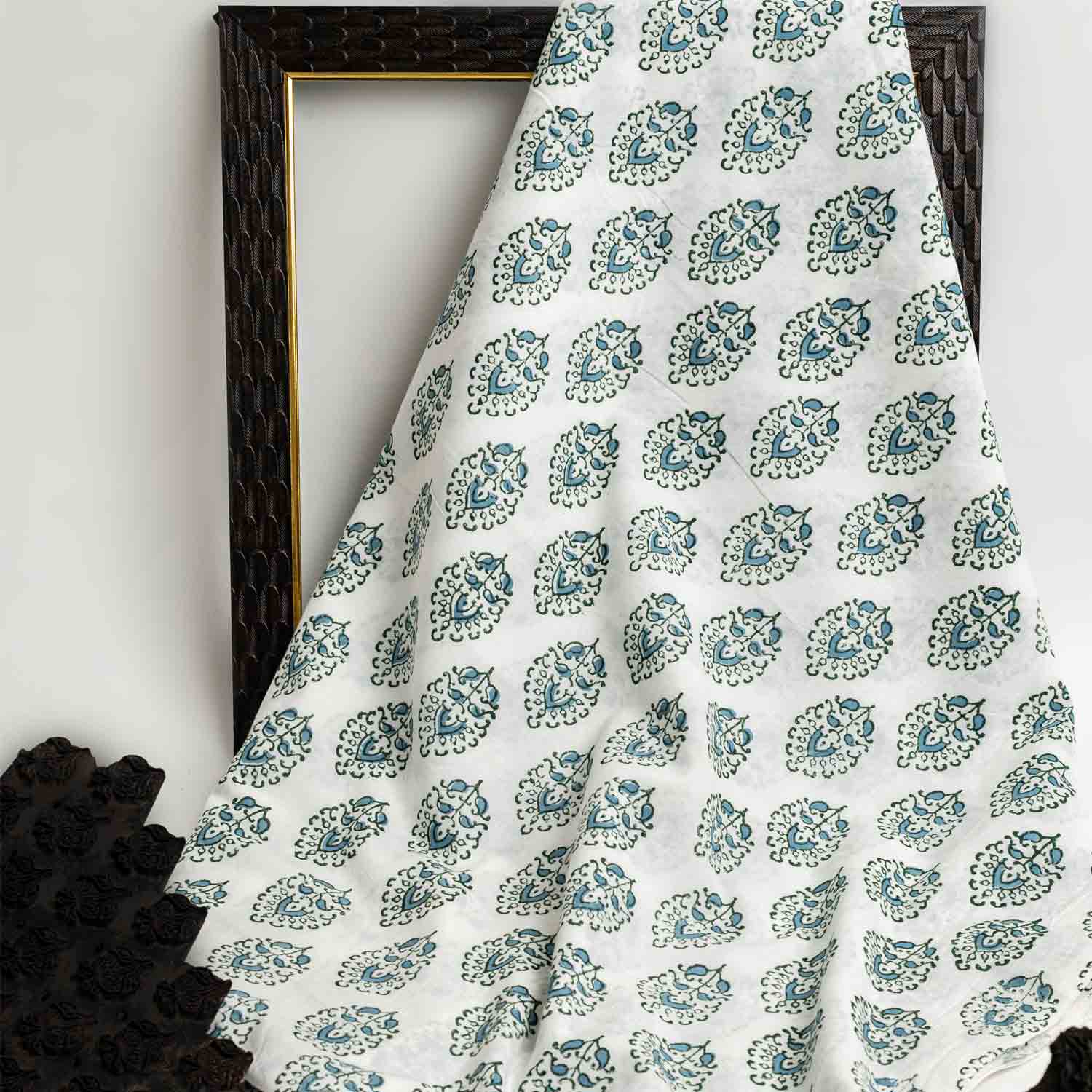 COTTON PRINTED FABRIC CENTIPEDE BUTTI PER METER - Aktextiles